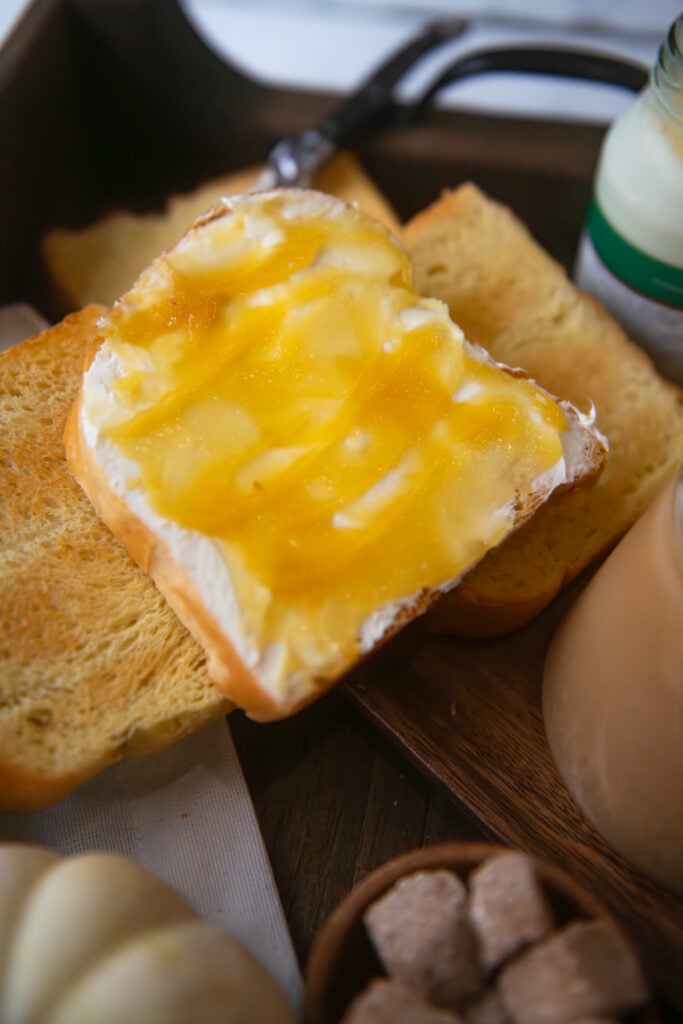 Texas Toast with Clotted Cream and Lemon Curd paired with Earl Grey Milk Tea - Lost in Musings ...