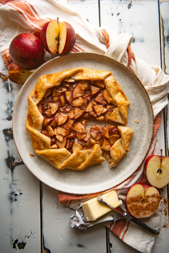 Yummy Open-Faced Apple Pie Recipe for the Fall Season - Lost in Musings ...